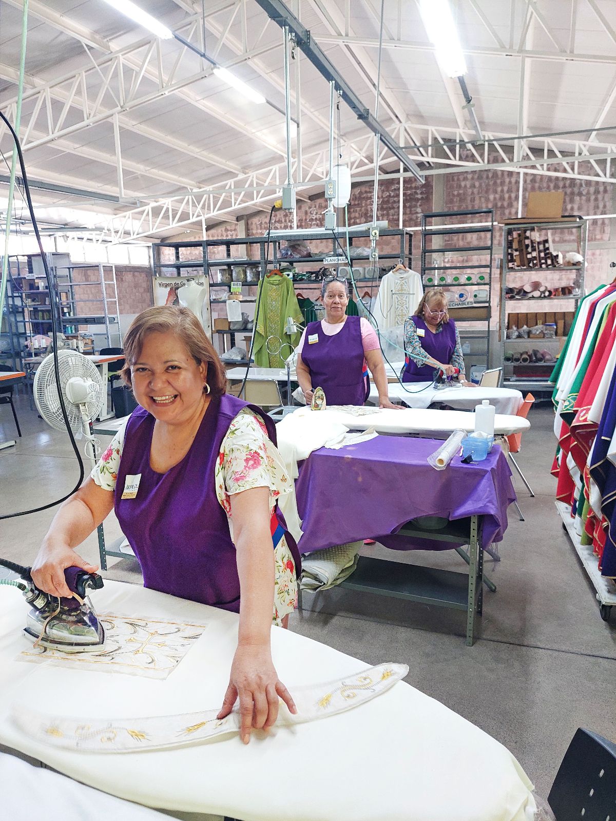 Who we are ALFALUX Casullas Casulla Bordada Bordado Ornamentos ...